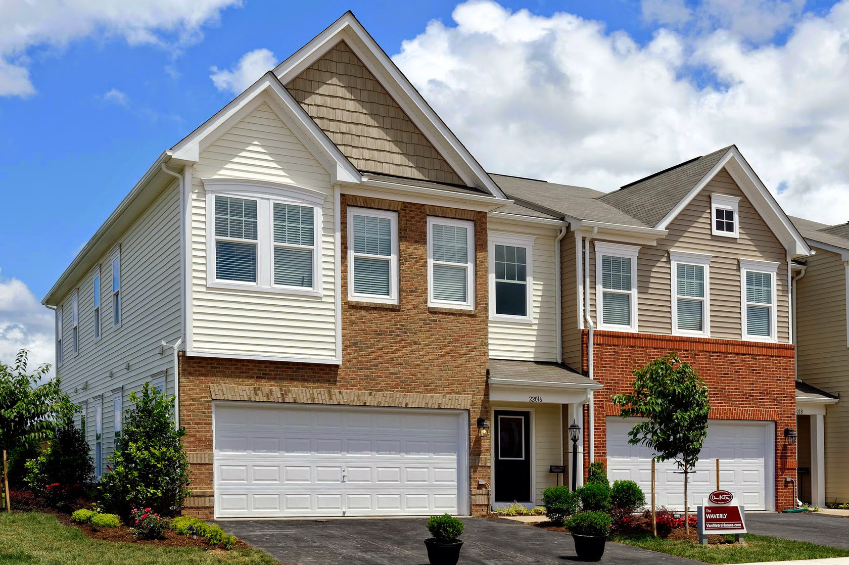 Faux (Fake) Windows by Imagination Millwork